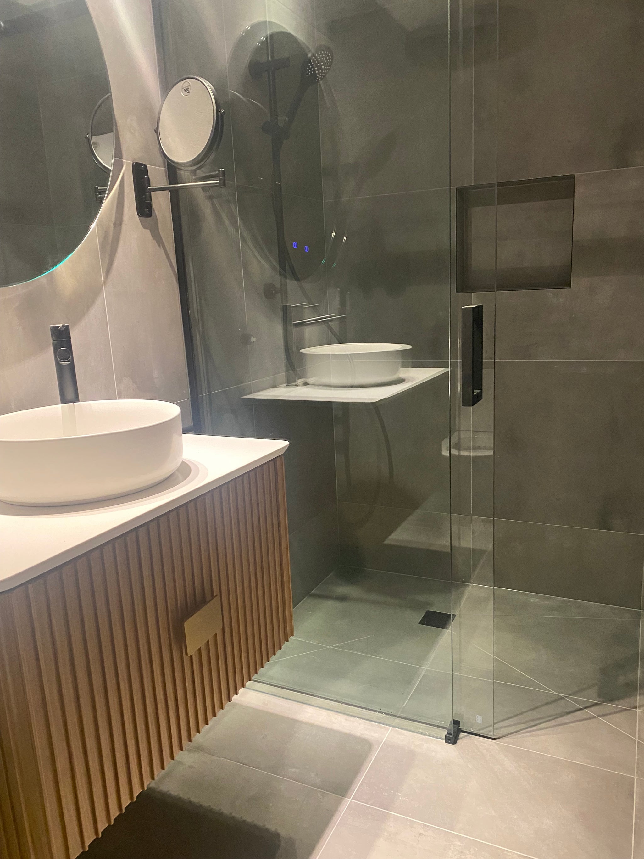 Arena Light Grey – La Monte Tiles & Flooring